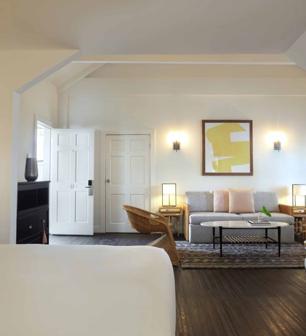 Lighthouse Hotel Accommodation | Key West Historic Inns