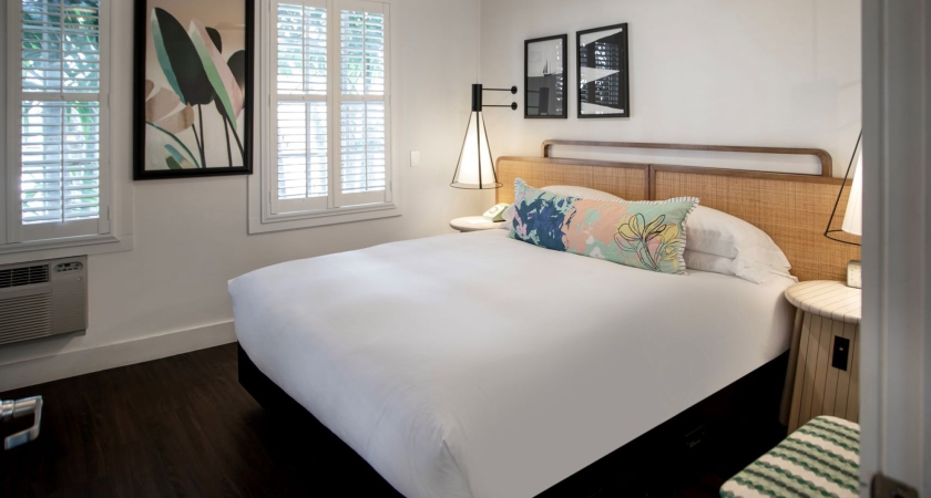 Lighthouse Hotel Accommodation | Key West Historic Inns